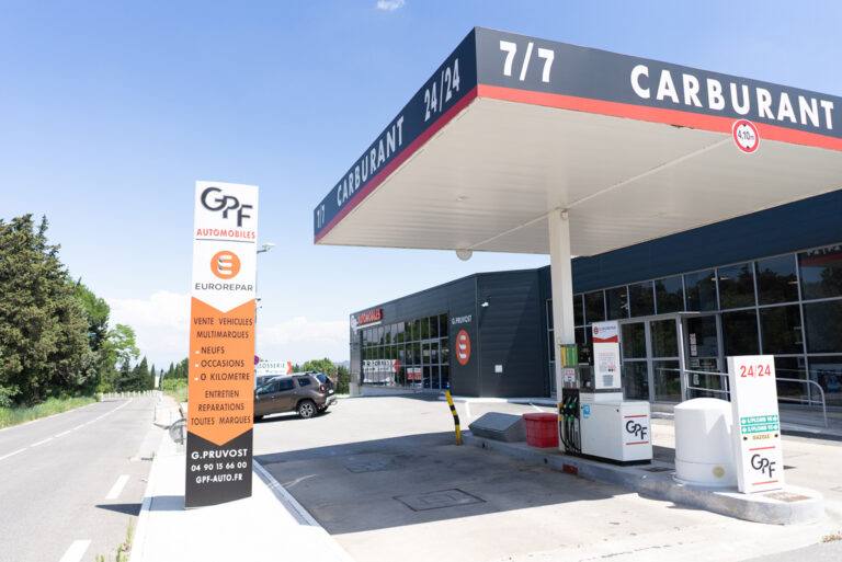 Station Service à proximité de Rochefort du Gard - GPF Automobiles